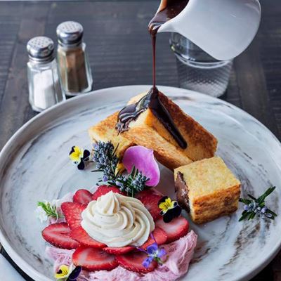 16 Amazing Restaurants to Experience Spring at its Best | AGFG