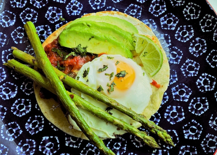 Pimp Up the Morning After the Night Before with this Huevos Rancheros ...