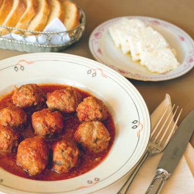 Time-perfected Recipes from Greece’s Grandmothers – Book Review Yiayia ...