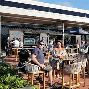 Auckland House, Gladstone - Modern Australian Restaurant Menu, Phone ...