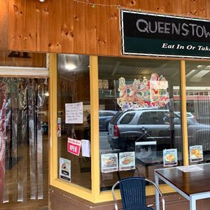 Delish Pizzeria, Queenstown - Pizza Restaurant Menu, Phone, Reviews | AGFG