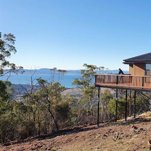 Mount Rumney Escapes Tourism, Mount Rumney - Modern Australian ...