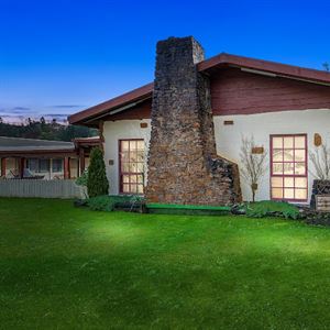 Gold Rush Inn, Queenstown - Modern Australian Restaurant Menu, Phone ...