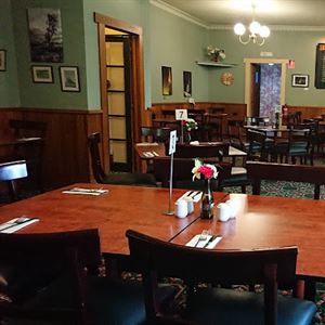 The Ross Hotel (Man O' Ross), Ross - Modern Australian Restaurant Menu ...