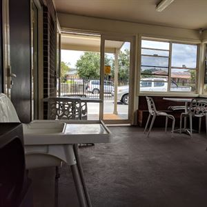 BackBurner Cafe & Takeaway, Albion Park - Cafe Restaurant Menu, Phone ...