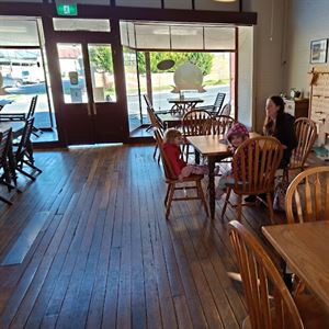 Twin Rivers Cafe, East gresford - Cafe Restaurant Menu, Phone, Reviews ...