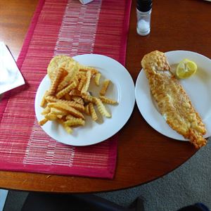 White Rose Cafe (Ariah Park Cafe), Ariah Park - Cafe Restaurant Menu ...