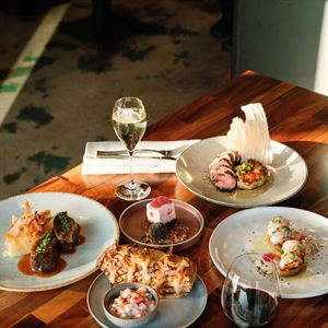 The Cray Seafood & Grill Restaurant Innaloo, Innaloo - Seafood ...