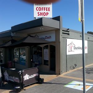 Dunkley Dash Espresso Hut, Charlestown - Modern Australian Restaurant ...