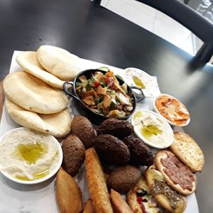 Manoosh & Co, Liverpool - Pizza Restaurant Menu, Phone, Reviews | AGFG