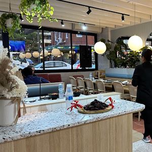 Al Tazah Charcoal Chicken, Regents Park - Modern Australian Restaurant ...