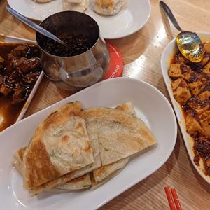 Dumpling King Brisbane, West End - Chinese Restaurant Menu, Phone ...