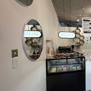 13 Bees Gelato & Dessert Bar, Fortitude Valley - Dessert Restaurant ...