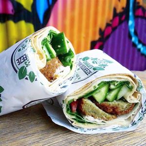 Charlie's Raw Squeeze Clayfield, Clayfield - International Restaurant ...