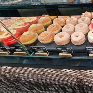 Brooklyn Donut & Coffee Co Garden City, Upper Mount Gravatt - Modern ...