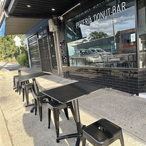 Pizzeria Donut Bar Balwyn, Balwyn North - Italian Restaurant Menu ...