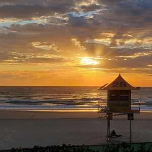 Kurrawa Surf Club, Broadbeach - Bistro Restaurant Menu, Phone, Reviews ...