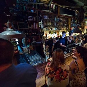 Brooklyn Standard, Brisbane CBD Bar - Reviews, Phone, Bookings | AGFG