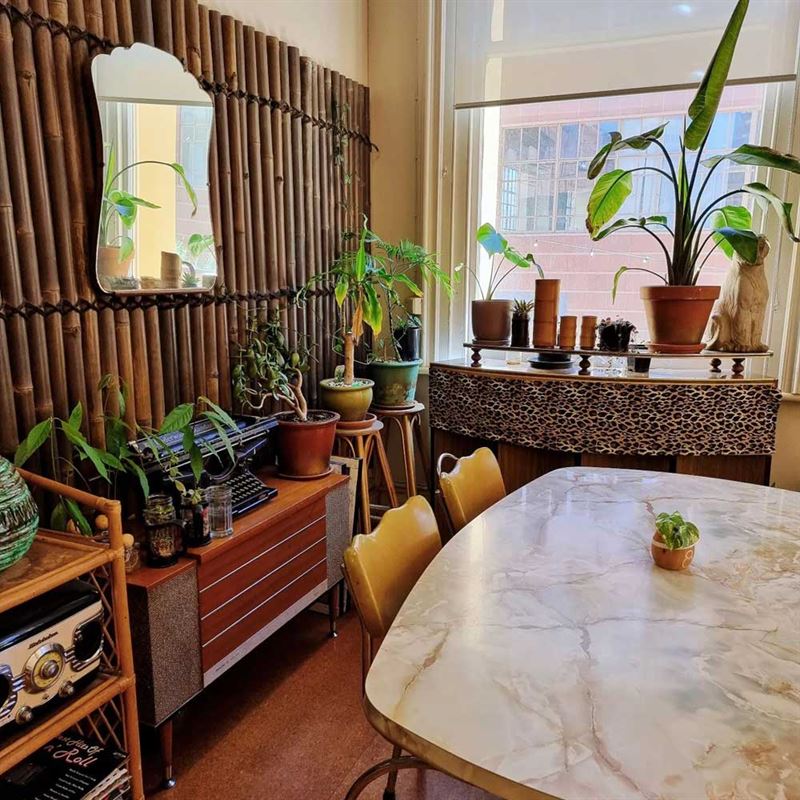 Two-Bit Villains, Adelaide CBD - Burger Restaurant Menu, Phone, Reviews ...