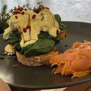 BNE Baracca, Tarragindi - Cafe Restaurant Menu, Phone, Reviews | AGFG