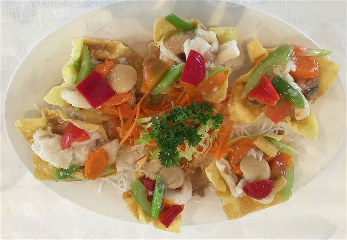 Feng Shui Chinese Restaurant @ Coolangatta Bowls Club, Coolangatta ...