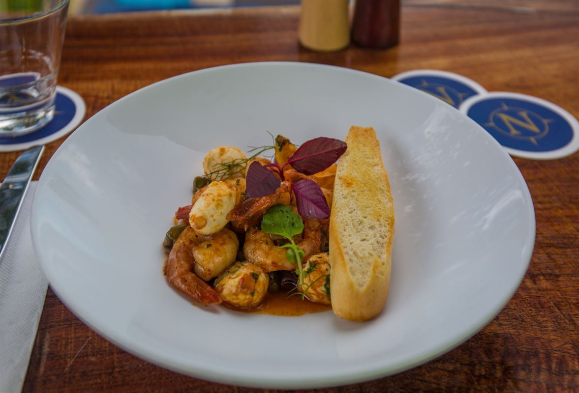 Northerlies Beach Bar and Grill, Airlie Beach - Menus, Phone, Reviews ...