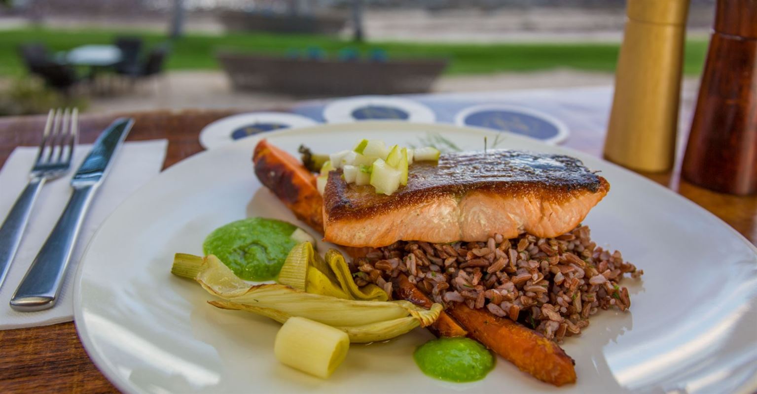 Northerlies Beach Bar and Grill, Airlie Beach - Menus, Phone, Reviews ...