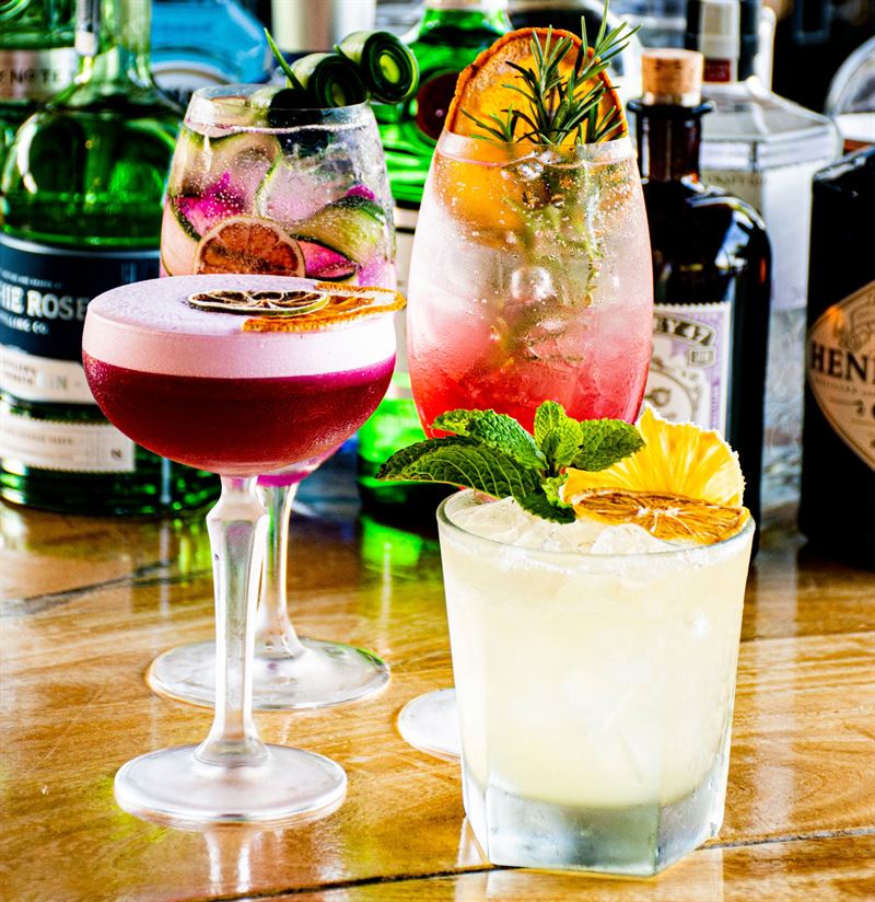 Northerlies Beach Bar and Grill, Airlie Beach - Modern Australian ...