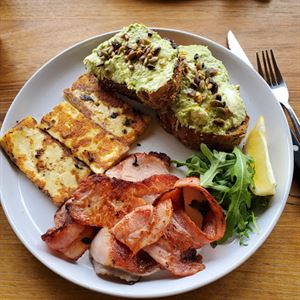 Euro Grill Burleigh Waters, Burleigh Waters - Burger Restaurant Menu ...