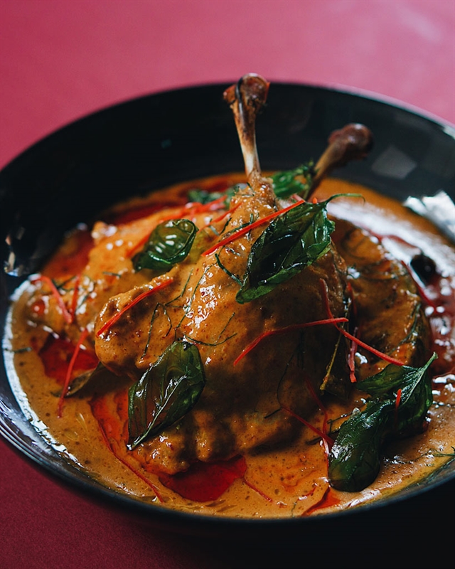 Restaurant Moon, Darlinghurst - Menus, Phone, Reviews | AGFG