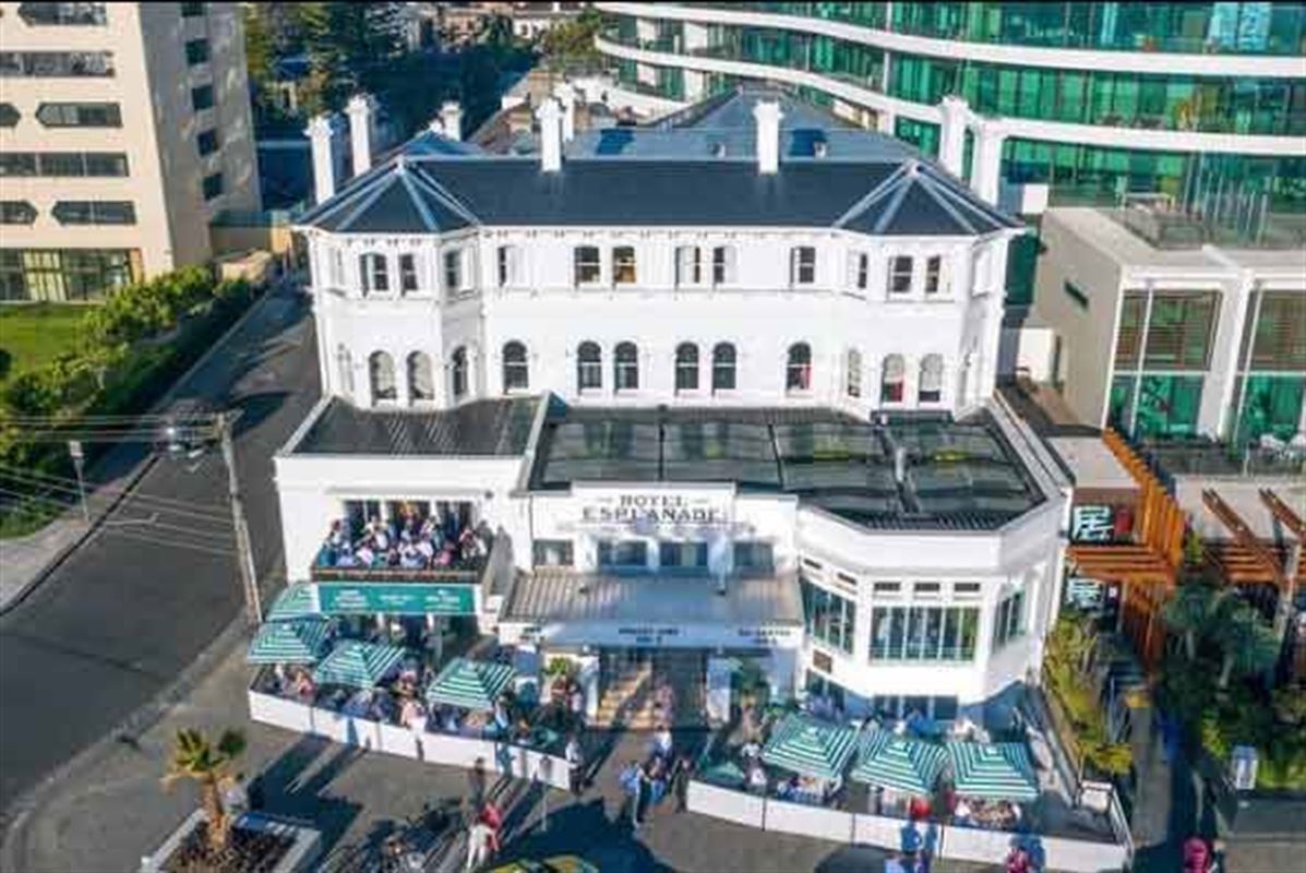 Hotel Esplanade - Espy Kitchen, St Kilda - International Restaurant ...