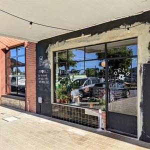 Cosy Del's, Lathlain - European Restaurant Menu, Phone, Reviews | AGFG