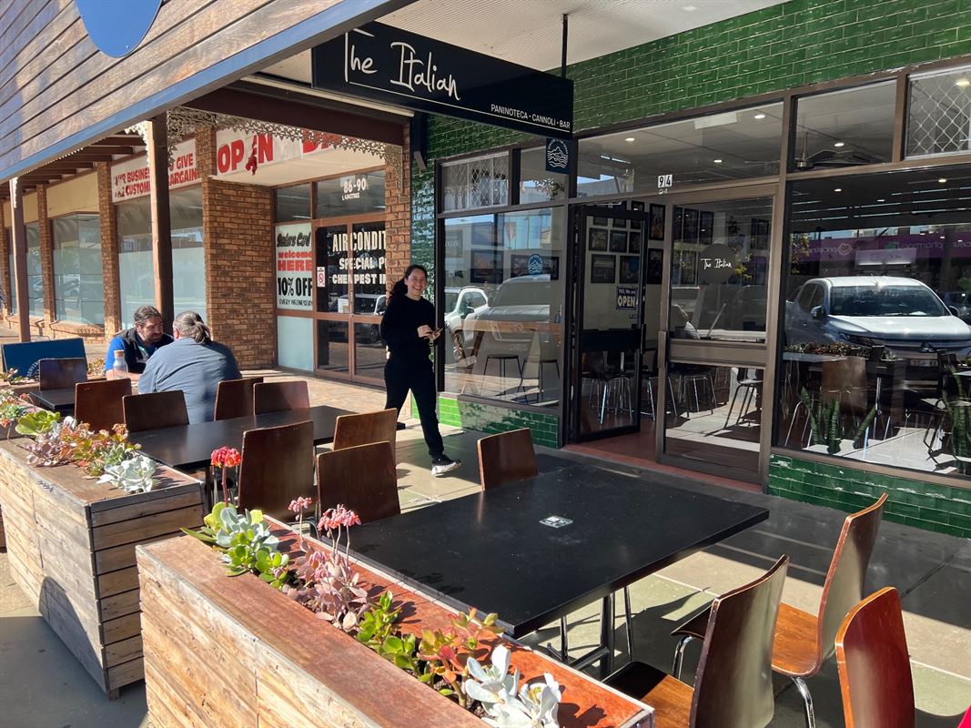 The Italian Mildura, Mildura - Cafe Restaurant Menu, Phone, Reviews | AGFG