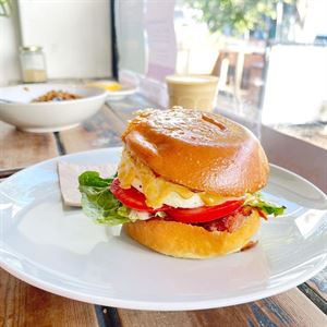 Bomboras Torquay, Torquay - Modern Australian Restaurant Menu, Phone ...