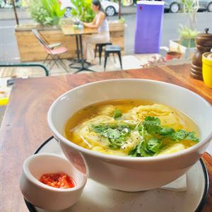 Chomp Cafe, Abbotsford - Cafe Restaurant Menu, Phone, Reviews | AGFG