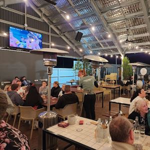 Coomera Lodge Hotel, Oxenford - Pub Food Restaurant Menu, Phone ...