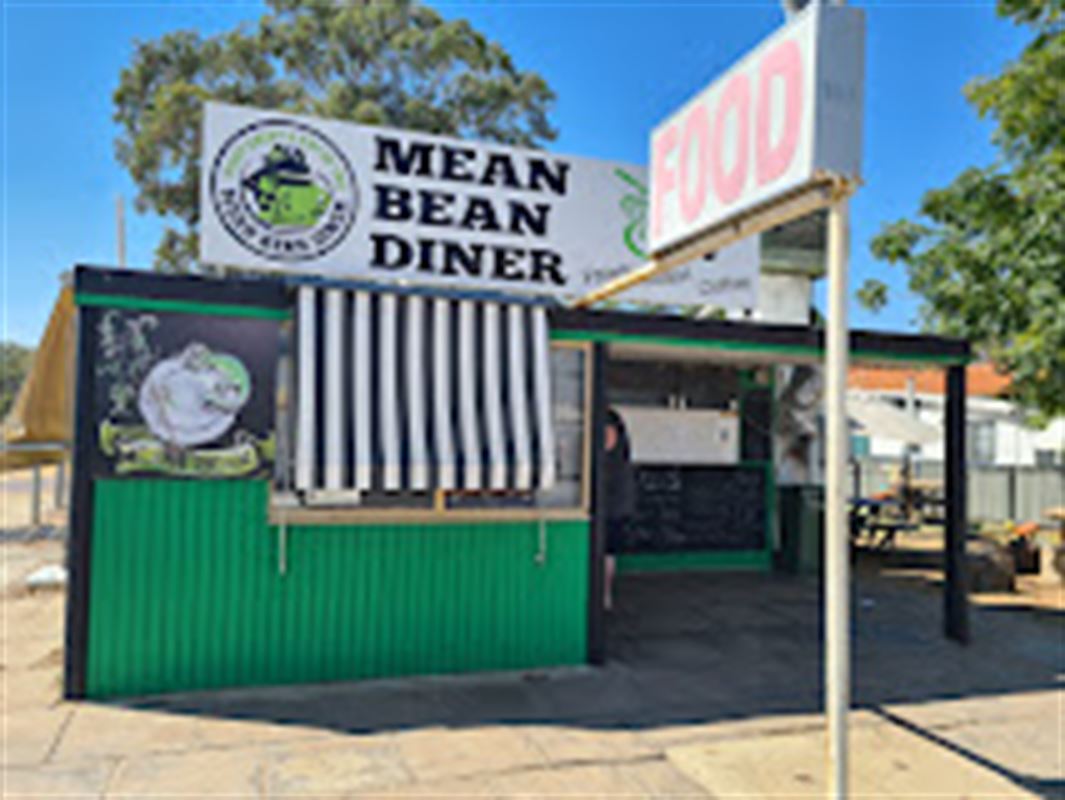 The Mean Bean Diner, Bullsbrook - Pub Food Restaurant Menu, Phone ...