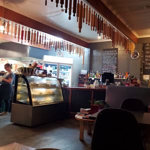 LadyBugs Pizza, Wynyard - Pizza Restaurant Menu, Phone, Reviews | AGFG