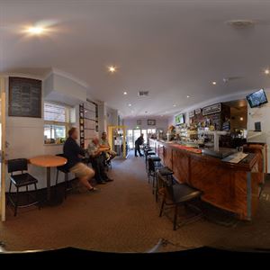 The Woodside Hotel, Woodside - Pub Food Restaurant Menu, Phone, Reviews ...